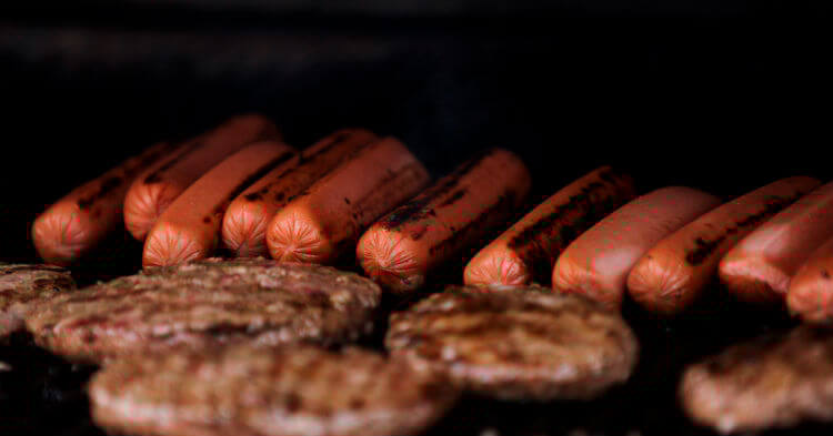 7 Million Pounds Of Hotdogs Pulled For Scary Contamination. Here’s What ...